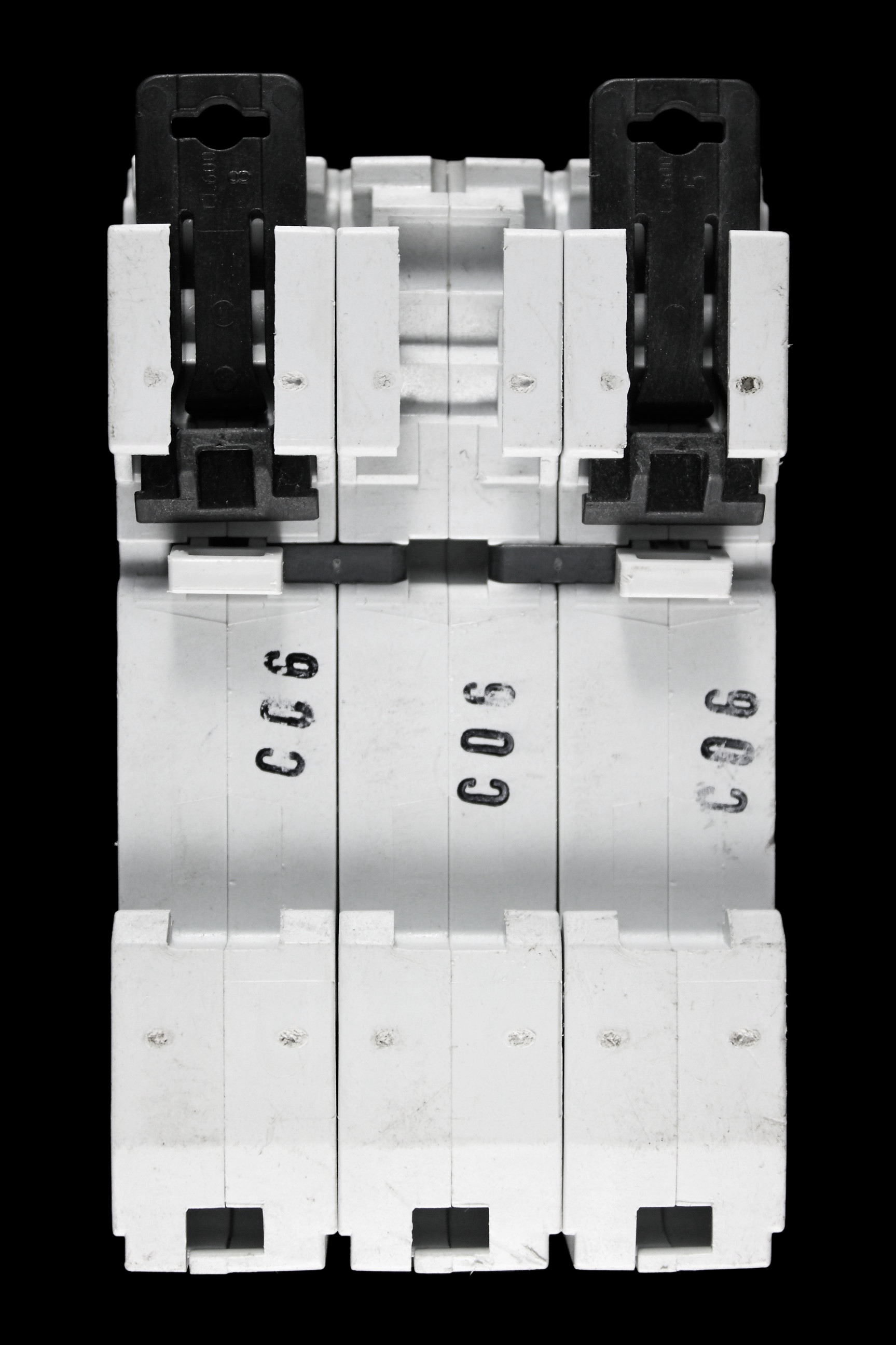 BILL 6 AMP CURVE C 10kA TRIPLE POLE MCB CIRCUIT BREAKER THC063 Used | Circuit Breaker Specialists
