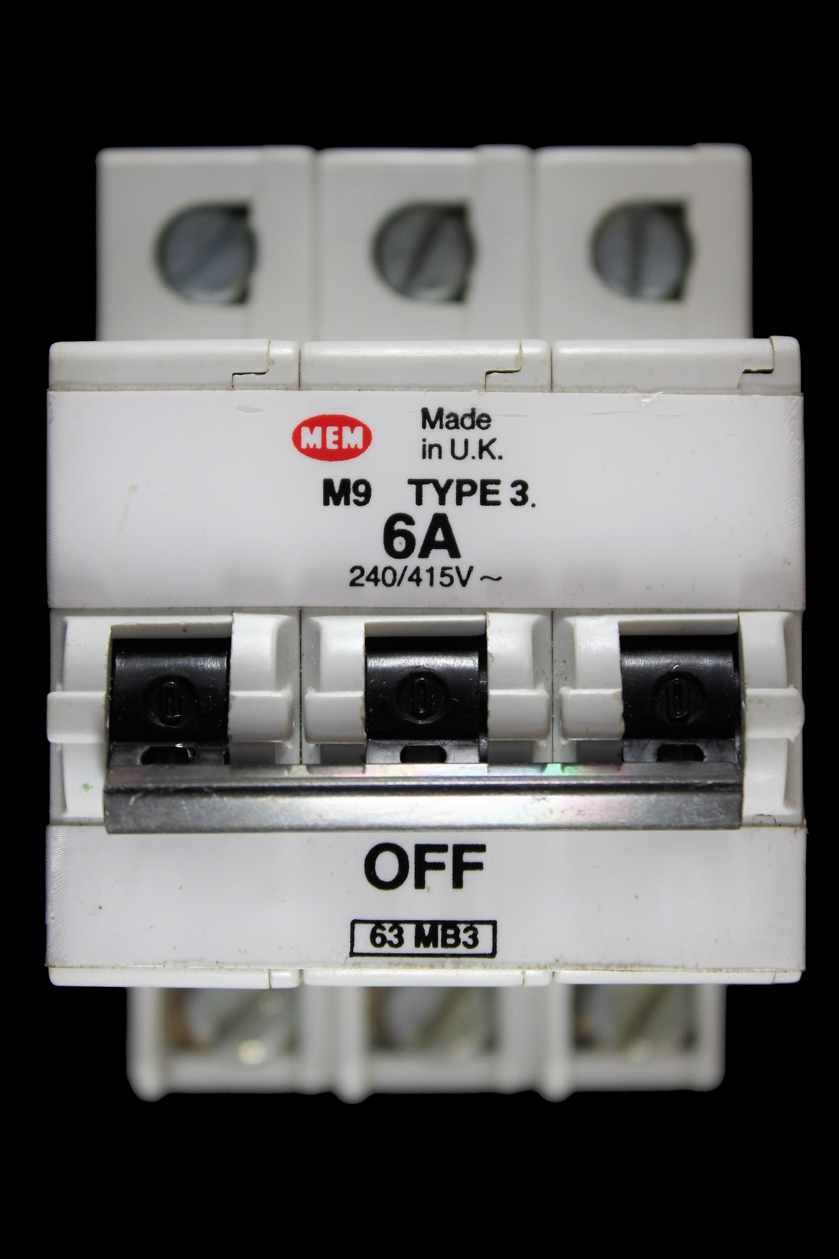 MEM 6 AMP TYPE 3 M9 TRIPLE POLE MCB CIRCUIT BREAKER 63MB3 New | Circuit Breaker Specialists